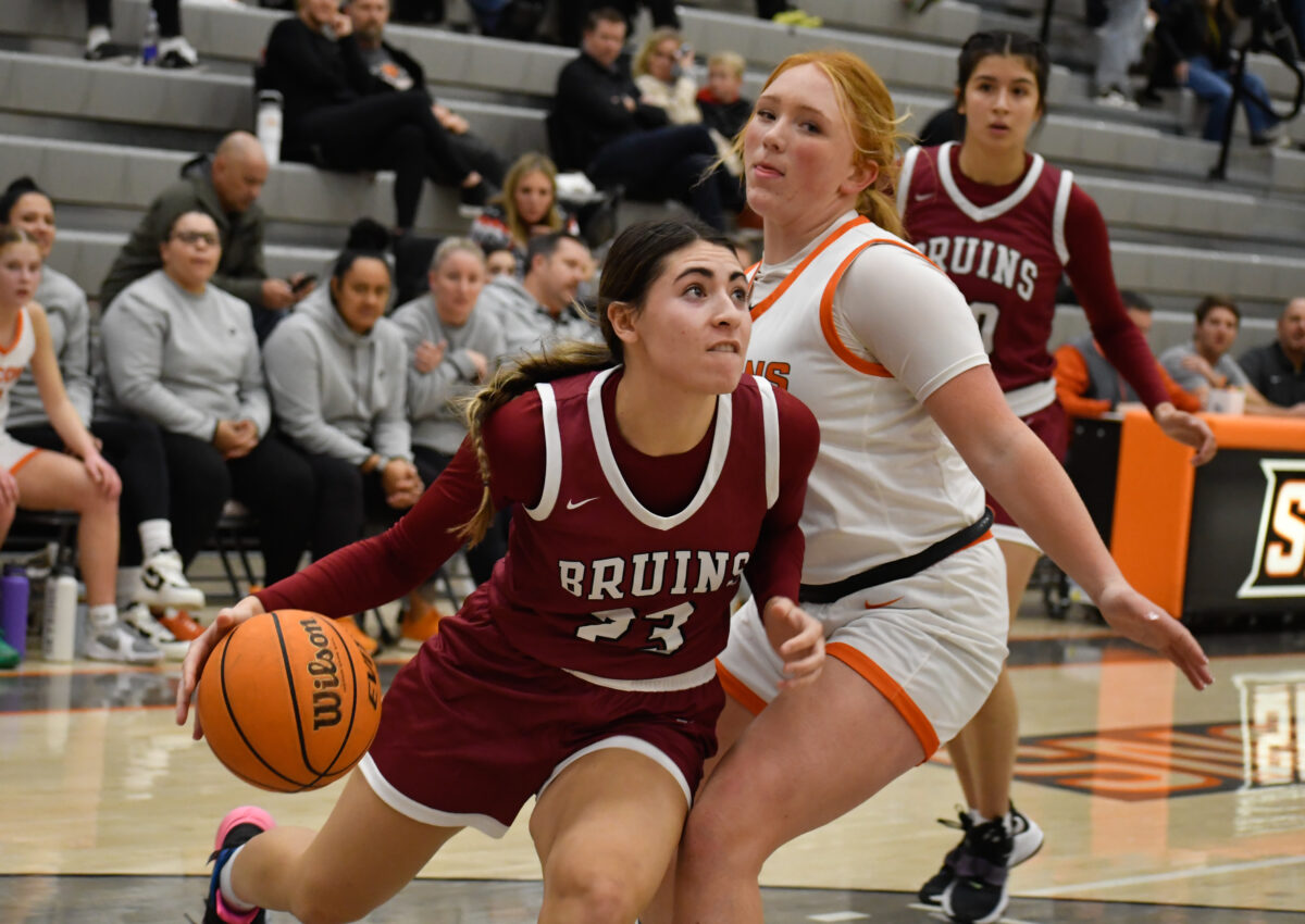 Skyridge girls basketball cruises past Mountain View, prepping for a ...